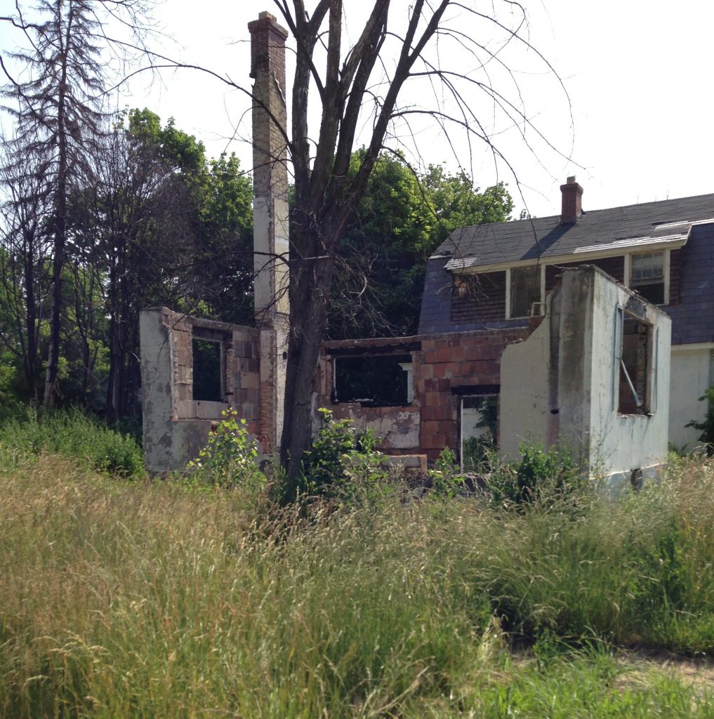 Historic blight blitz is now underway in Flint, Saginaw | Center for ...